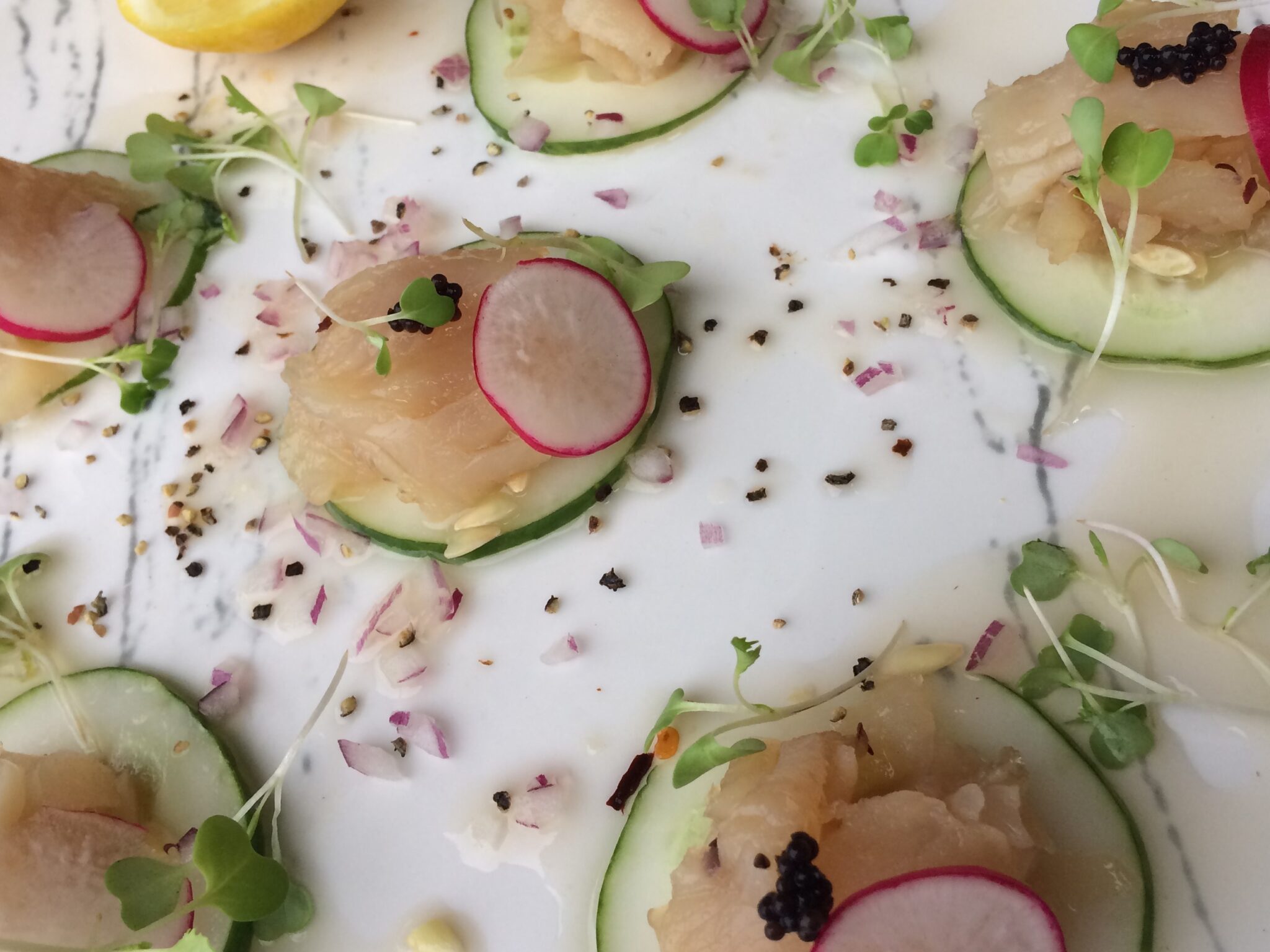 Gode restauranter på Rarotonga, Cook Islands - Sidder Under En Palme